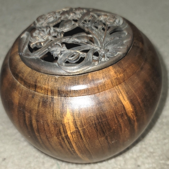 Handcrafted | Accents | Natural Wood Hand Turned Potpourri Container ...